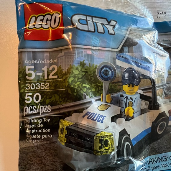 Lego | Toys | Lego City Building Set Police 3352 New | Poshmark